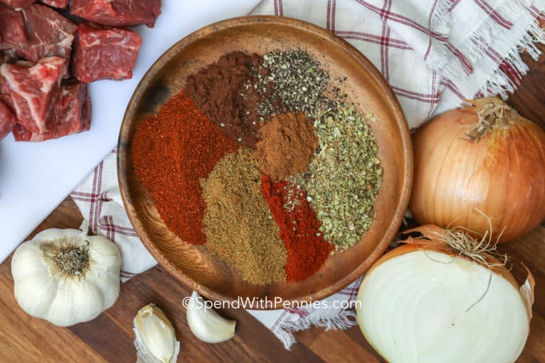 Texas Chili {Perfect for a Crowd} - Spend With Pennies