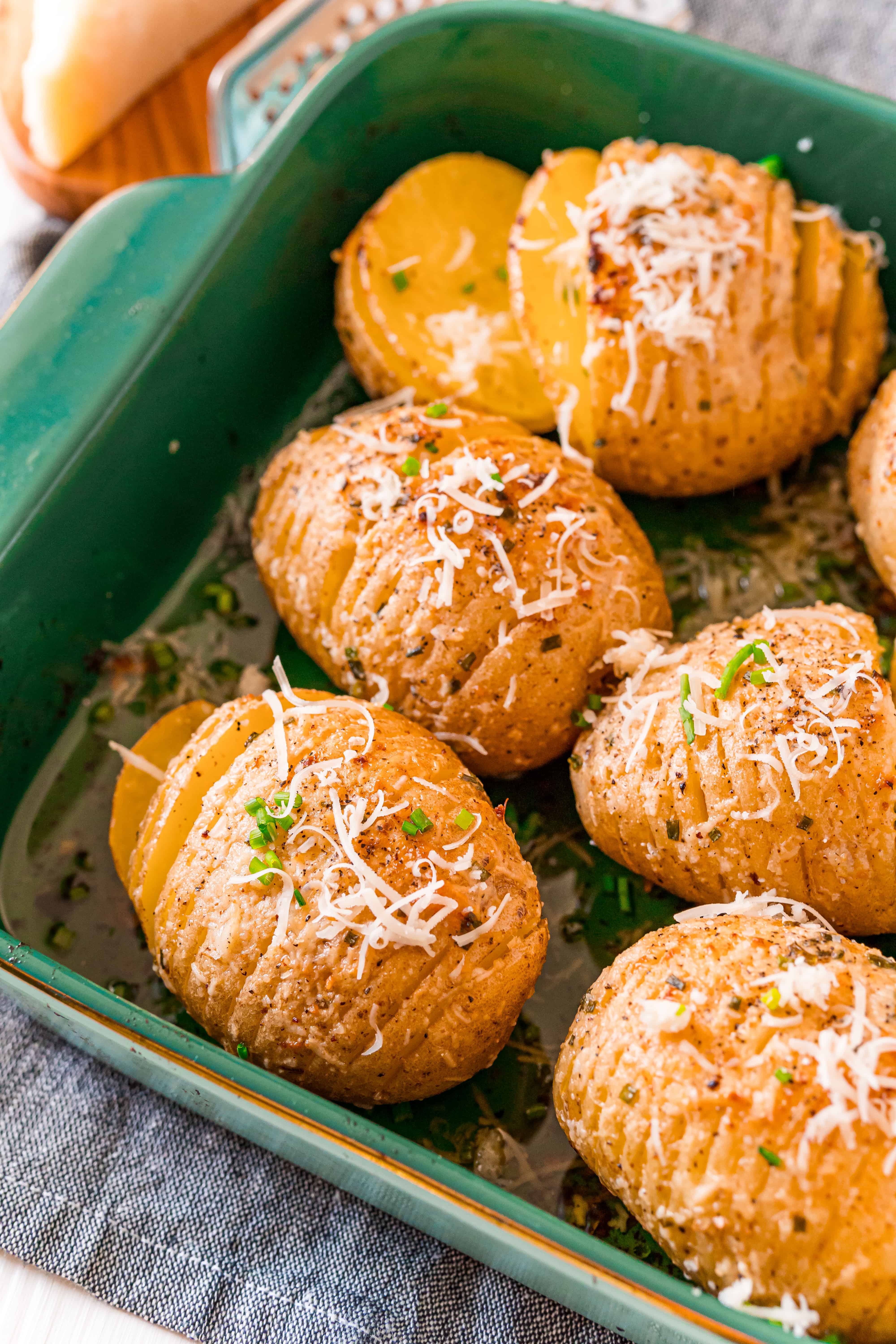 Creamy Roasted Garlic Mashed Potatoes