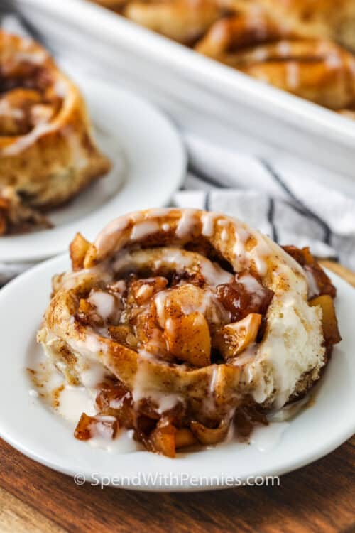 Easy Apple Cinnamon Rolls