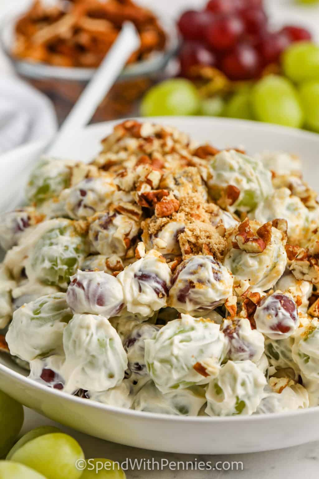 Creamy Grape Salad Recipe