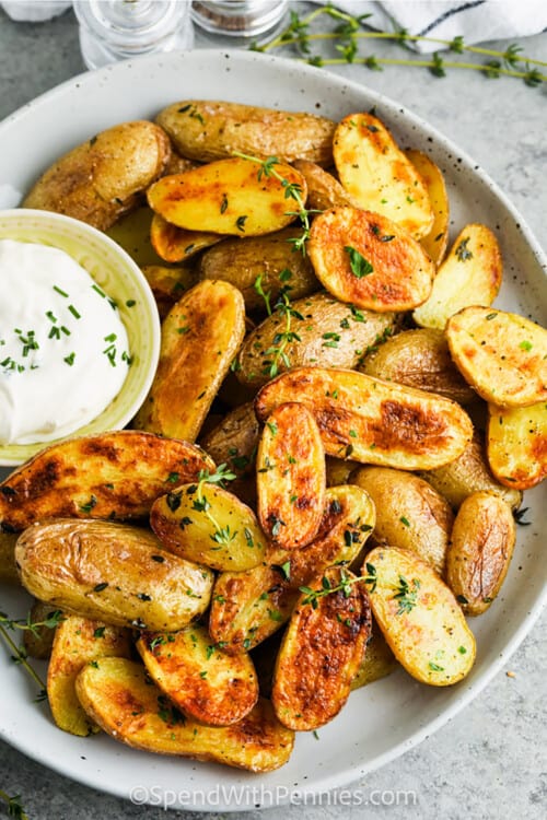 Crispy Baked Fingerling Potatoes