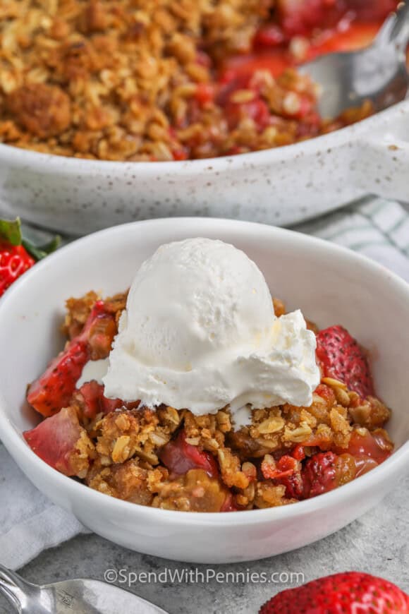 Strawberry Rhubarb Crisp