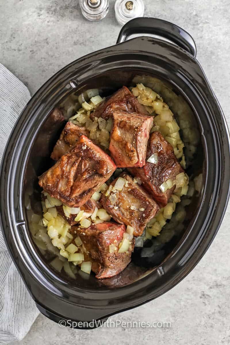 Slow Cooker Short Ribs