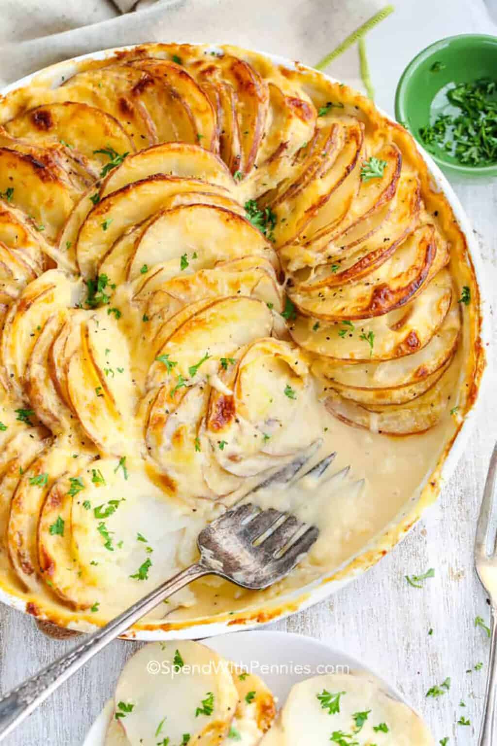 Easy Cheesy Potatoes